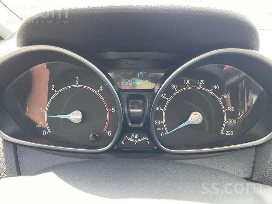 Brūns Ford B-Max 2013 Talsi, ar dzinēja tilpumu 1.60 L un nobraukumu 220 tūkst. km par 4400 €, foto 14 vietnē AUTOMOTO.COM.LV