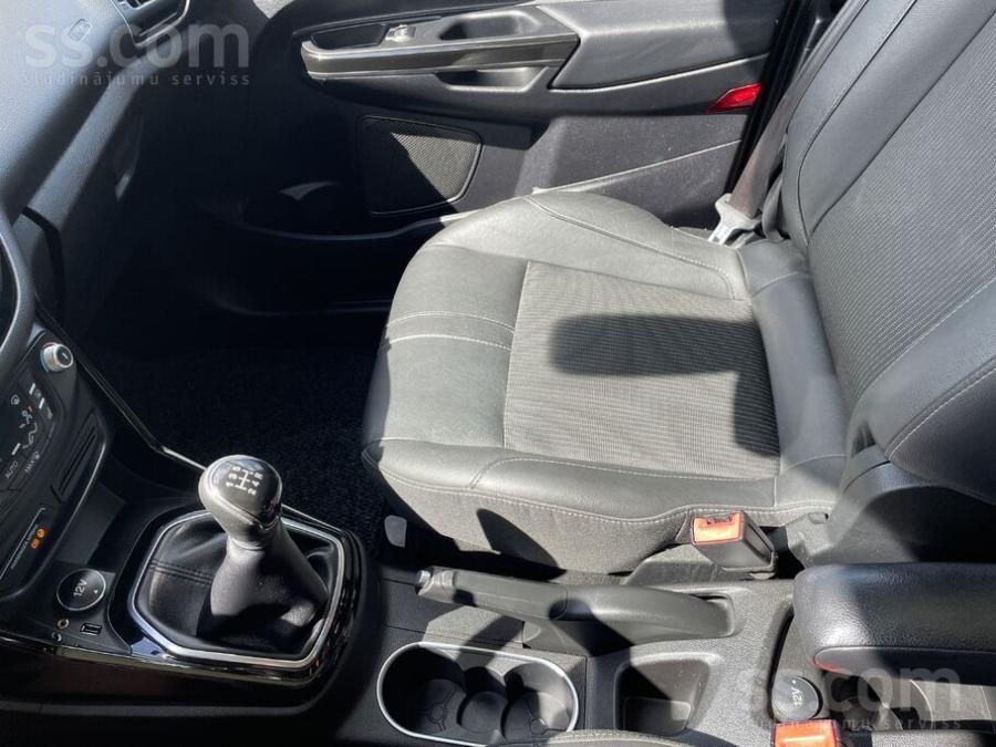 Brūns Ford B-Max 2013 Talsi, ar dzinēja tilpumu 1.60 L un nobraukumu 220 tūkst. km par 4400 €, foto 19 vietnē AUTOMOTO.COM.LV