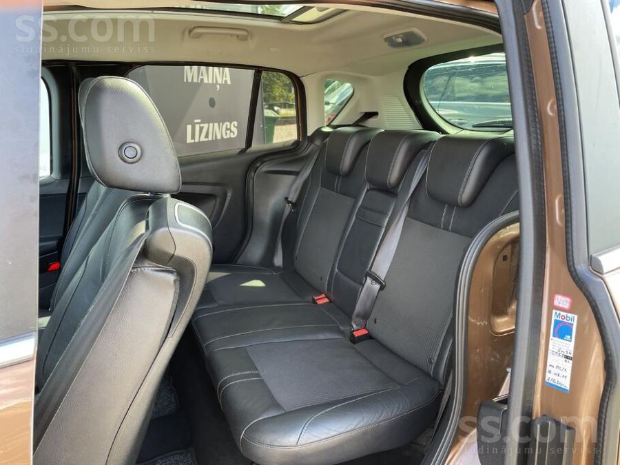 Brūns Ford B-Max 2013 Talsi, ar dzinēja tilpumu 1.60 L un nobraukumu 220 tūkst. km par 4400 €, foto 22 vietnē AUTOMOTO.COM.LV