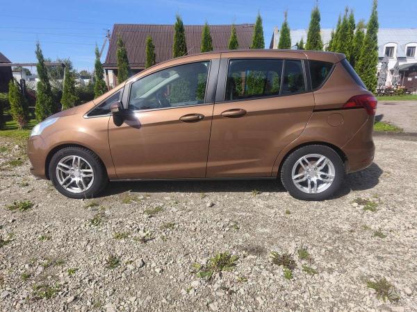 Ford B-Max 2013 in Kaunas on AUTOMOTO.COM.LV Brown Ford B-Max 2013 in Kaunas, with an engine capacity of 1.00 L and mileage of 83 thousand km for 3400 €, photo 8 on AUTOMOTO.COM.LV