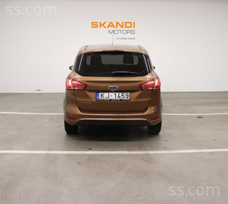 Brown Ford B-Max 2016 in Riga, with an engine capacity of 1.60 L and mileage of 134 thousand km for 6790 €, photo 5 on AUTOMOTO.COM.LV