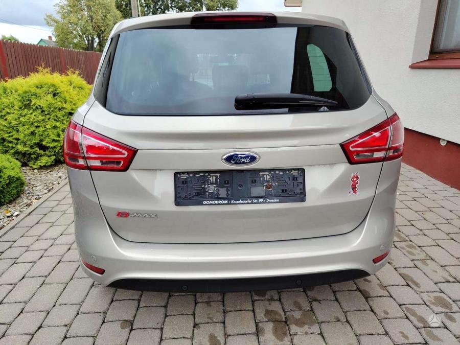 Green Ford B-Max 2013 in Marijampole, with an engine capacity of 1.60 L and mileage of 104 thousand km for 5999 €, photo 12 on AUTOMOTO.COM.LV
