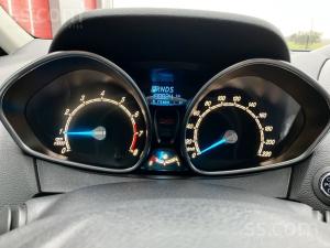 Pelēks Ford B-Max 2014 Talsi, ar dzinēja tilpumu 1.60 L un nobraukumu 191 tūkst. km par 6999 €, foto 10 vietnē AUTOMOTO.COM.LV