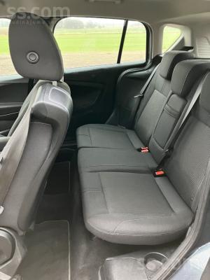 Pelēks Ford B-Max 2014 Talsi, ar dzinēja tilpumu 1.60 L un nobraukumu 191 tūkst. km par 6999 €, foto 16 vietnē AUTOMOTO.COM.LV