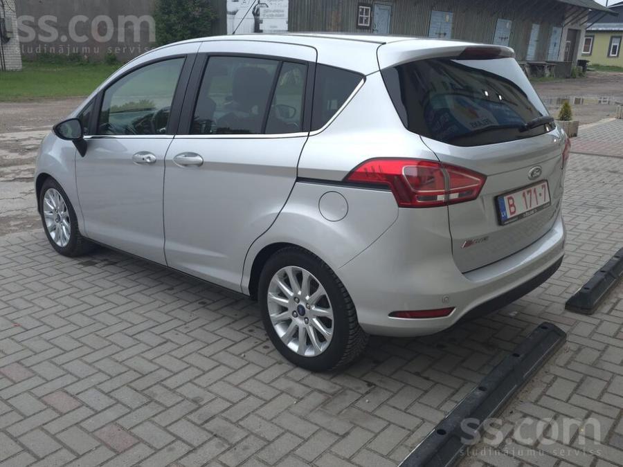 Pelēks Ford B-Max 2014 Kuldīga, ar dzinēja tilpumu 1.60 L un nobraukumu 155 tūkst. km par 5100 €, foto 5 vietnē AUTOMOTO.COM.LV