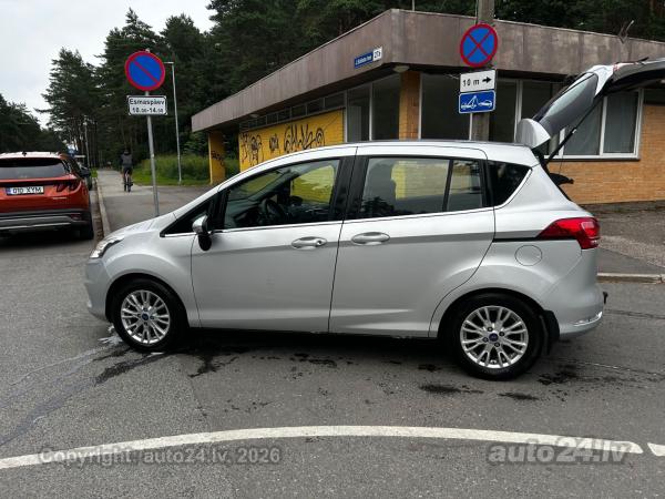 Pelēks Ford B-Max 2014 Tallina, ar dzinēja tilpumu 1.00 L un nobraukumu 170 tūkst. km par 4999 €, foto 3 vietnē AUTOMOTO.COM.LV