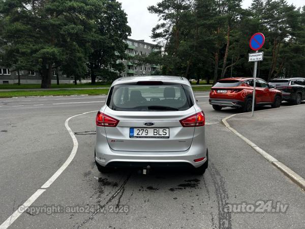 Pelēks Ford B-Max 2014 Tallina, ar dzinēja tilpumu 1.00 L un nobraukumu 170 tūkst. km par 4999 €, foto 5 vietnē AUTOMOTO.COM.LV