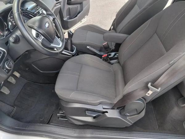 Grey Ford B-Max 2015 in Talsi, with an engine capacity of 1.00 L and mileage of 155 thousand km for 5650 €, photo 8 on AUTOMOTO.COM.LV