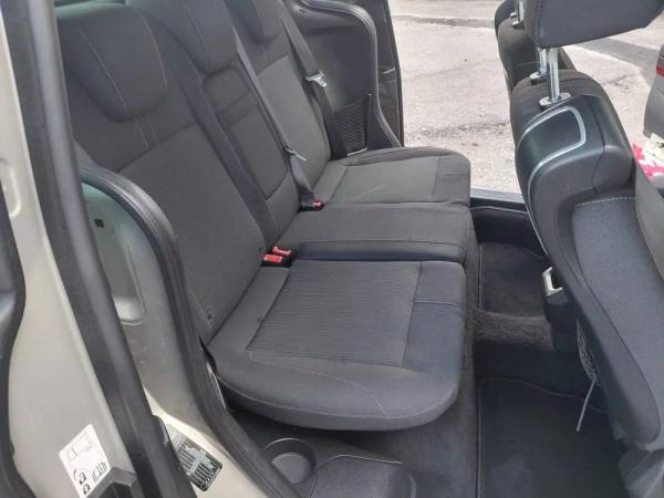 Grey Ford B-Max 2015 in Talsi, with an engine capacity of 1.00 L and mileage of 155 thousand km for 5650 €, photo 10 on AUTOMOTO.COM.LV
