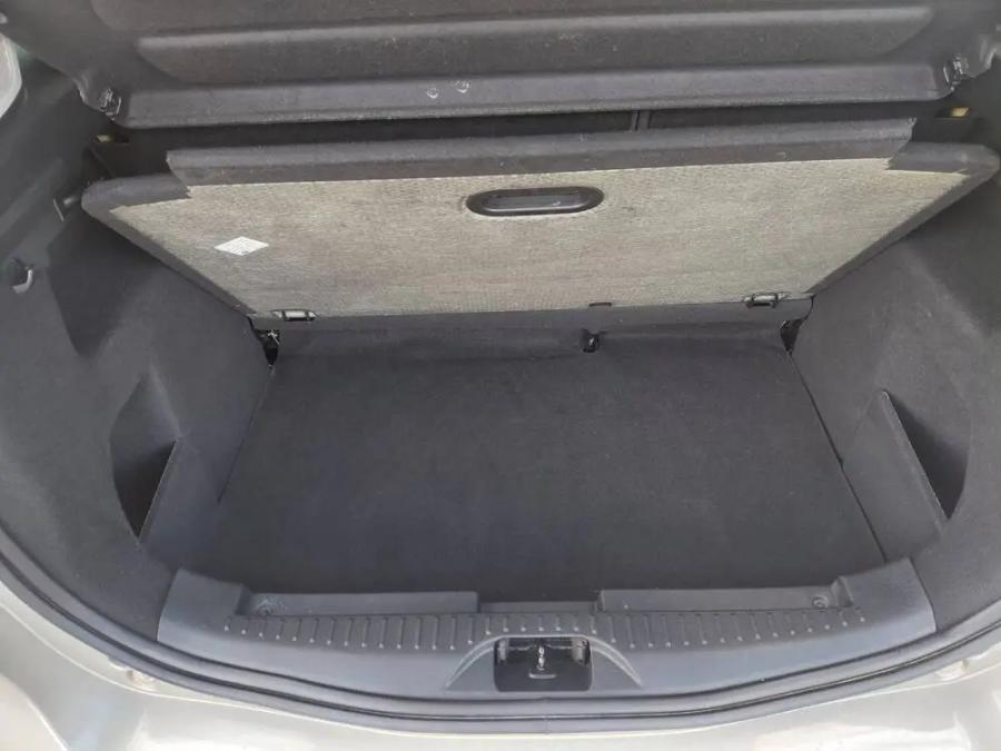 Pelēks Ford B-Max 2015 Talsi, ar dzinēja tilpumu 1.00 L un nobraukumu 155 tūkst. km par 5650 €, foto 15 vietnē AUTOMOTO.COM.LV