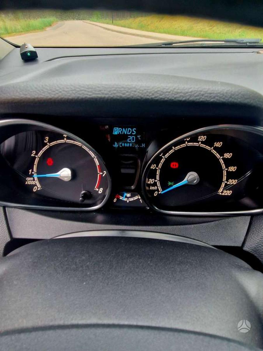 Pelēks Ford B-Max 2015 Viļņa, ar dzinēja tilpumu 1.60 L un nobraukumu 221 tūkst. km par 6390 €, foto 14 vietnē AUTOMOTO.COM.LV