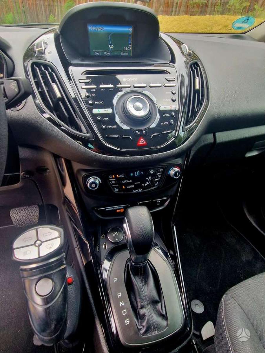Pelēks Ford B-Max 2015 Viļņa, ar dzinēja tilpumu 1.60 L un nobraukumu 221 tūkst. km par 6390 €, foto 15 vietnē AUTOMOTO.COM.LV