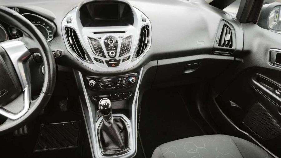 Pelēks Ford B-Max 2017 Šauļi, ar dzinēja tilpumu 1.00 L un nobraukumu 130 tūkst. km par 5400 €, foto 14 vietnē AUTOMOTO.COM.LV