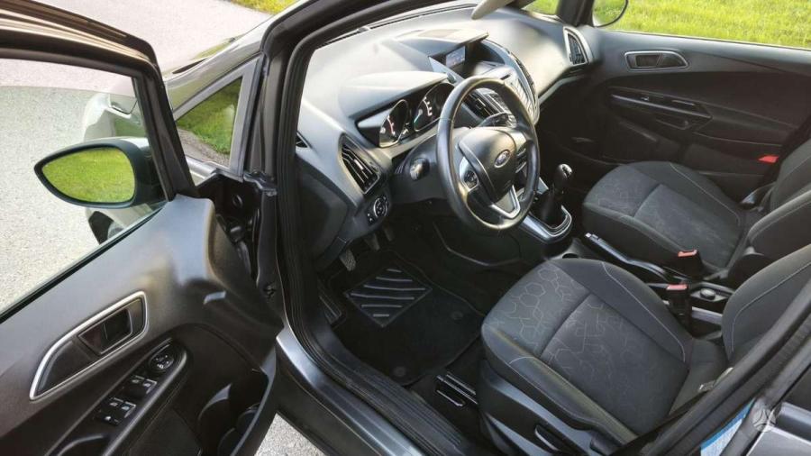 Pelēks Ford B-Max 2017 Šauļi, ar dzinēja tilpumu 1.00 L un nobraukumu 130 tūkst. km par 5400 €, foto 21 vietnē AUTOMOTO.COM.LV