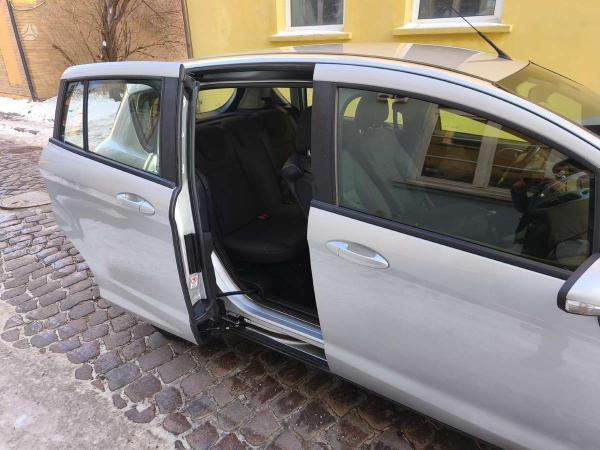 Pelēks Ford B-Max 2013 Klaipėda, ar dzinēja tilpumu 1.00 L un nobraukumu 211 tūkst. km par 2750 €, foto 5 vietnē AUTOMOTO.COM.LV