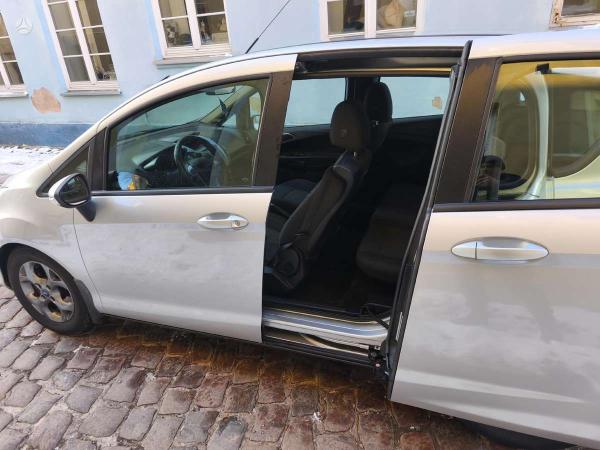 Pelēks Ford B-Max 2013 Klaipėda, ar dzinēja tilpumu 1.00 L un nobraukumu 211 tūkst. km par 2750 €, foto 10 vietnē AUTOMOTO.COM.LV