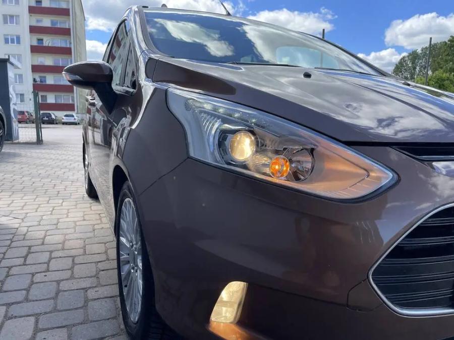 Pelēks Ford B-Max 2013 Talsi, ar dzinēja tilpumu 1.60 L un nobraukumu 220 tūkst. km par 4400 €, foto 24 vietnē AUTOMOTO.COM.LV