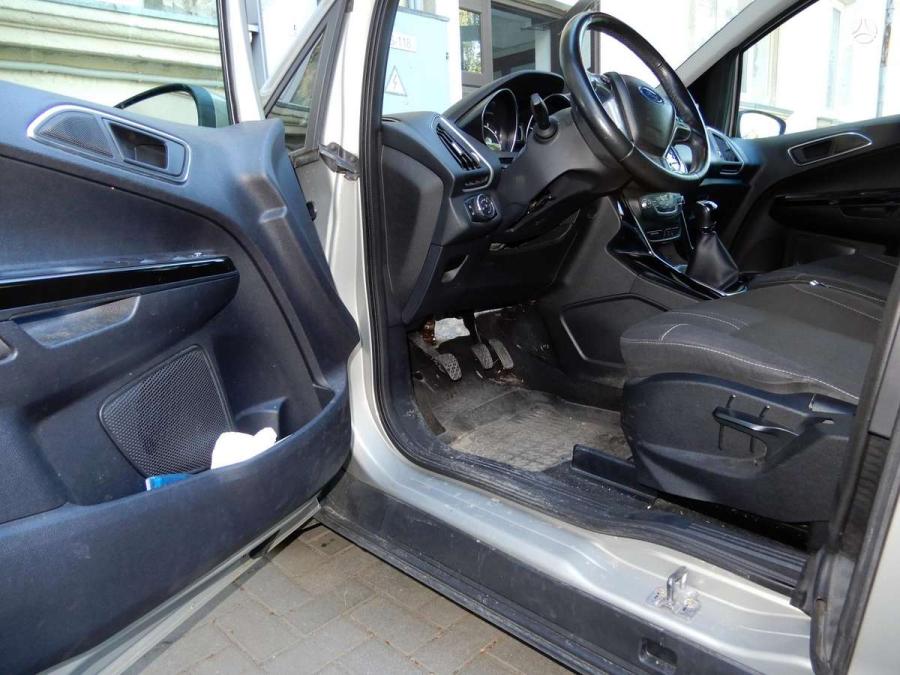 Pelēks Ford B-Max 2013 Palanga, ar dzinēja tilpumu 1.00 L un nobraukumu 105 tūkst. km par 3500 €, foto 7 vietnē AUTOMOTO.COM.LV