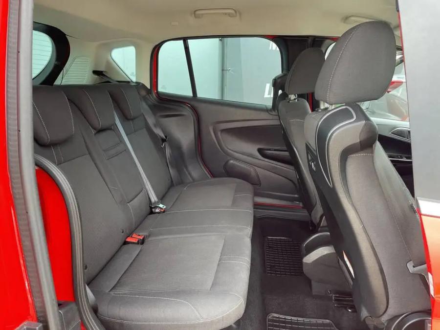 Grey Ford B-Max 2013 in Talsi, with an engine capacity of 1.60 L and mileage of 198 thousand km for 4300 €, photo 9 on AUTOMOTO.COM.LV