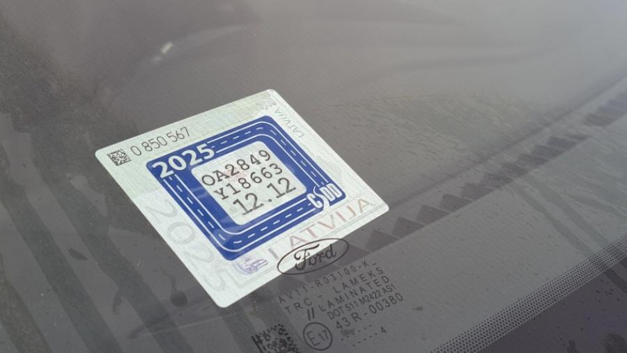 Grey Ford B-Max 2014 in Riga, with an engine capacity of 1.50 L and mileage of 178 thousand km for 4990 €, photo 22 on AUTOMOTO.COM.LV