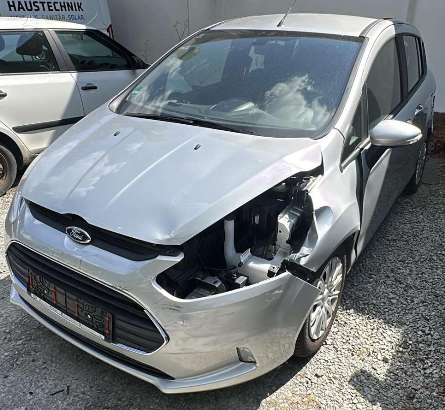 Grey Ford B-Max 2014 in Kelme, with an engine capacity of 1.00 L and mileage of 52 thousand km for 1699 €, photo 6 on AUTOMOTO.COM.LV