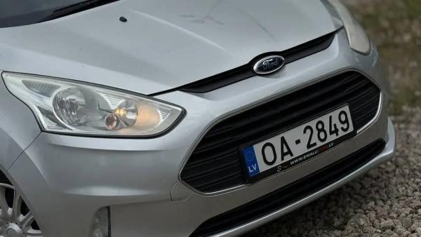 Grey Ford B-Max 2014 in Jelgava, with an engine capacity of 1.50 L and mileage of 0 thousand km for 3990 €, photo 5 on AUTOMOTO.COM.LV