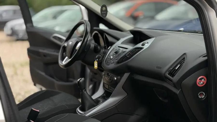 Pelēks Ford B-Max 2014 Jelgava, ar dzinēja tilpumu 1.50 L un nobraukumu 0 tūkst. km par 3990 €, foto 9 vietnē AUTOMOTO.COM.LV