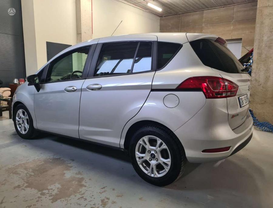 Pelēks Ford B-Max 2015 Tauragė, ar dzinēja tilpumu 1.00 L un nobraukumu 118 tūkst. km par 4200 €, foto 2 vietnē AUTOMOTO.COM.LV