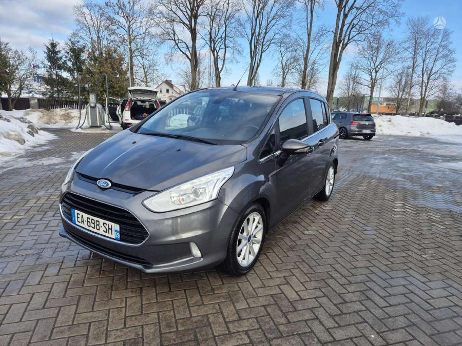 Grey Ford B-Max 2016 in Taurage, with an engine capacity of 1.00 L and mileage of 160 thousand km for 4200 €, photo 1 on AUTOMOTO.COM.LV
