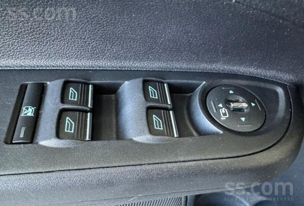 Ford B-Max 2015 in Ogre, with an engine capacity of 1.20 L and mileage of 135 thousand km for 5995 €, photo 10 on AUTOMOTO.COM.LV