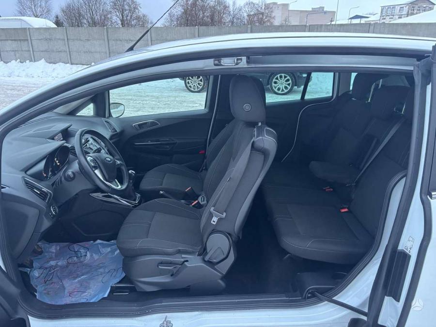 Ford B-Max 2018 in Taurage, with an engine capacity of 1.00 L and mileage of 67 thousand km for 5700 €, photo 12 on AUTOMOTO.COM.LV