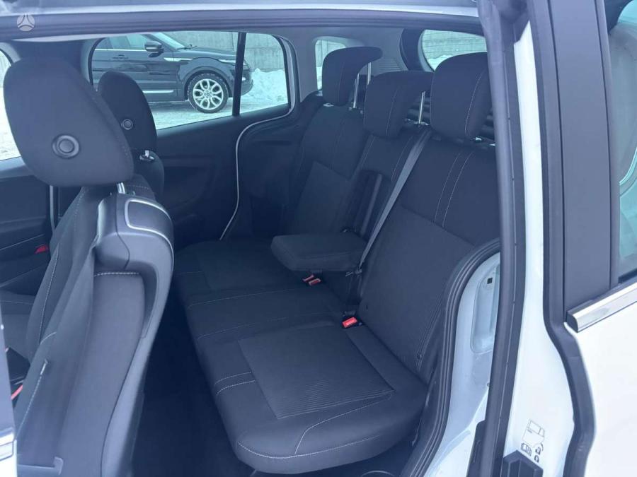 Ford B-Max 2018 in Taurage, with an engine capacity of 1.00 L and mileage of 67 thousand km for 5700 €, photo 13 on AUTOMOTO.COM.LV