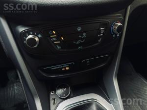 Ford B-Max 2013 in Cesis, with an engine capacity of 1.00 L and mileage of 0 thousand km for 3500 €, photo 19 on AUTOMOTO.COM.LV