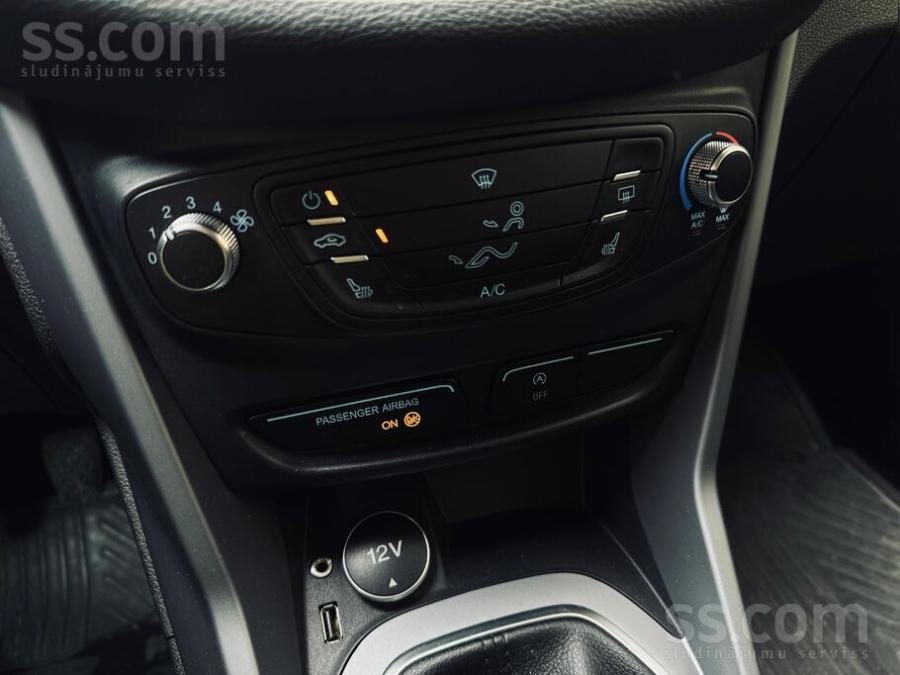 Ford B-Max 2013 in Cesis, with an engine capacity of 1.00 L and mileage of 0 thousand km for 3500 €, photo 19 on AUTOMOTO.COM.LV