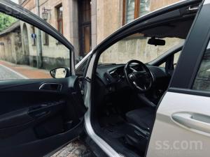Ford B-Max 2013 in Cesis, with an engine capacity of 1.00 L and mileage of 0 thousand km for 3500 €, photo 22 on AUTOMOTO.COM.LV
