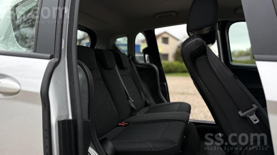 Ford B-Max 2014 Jelgava, ar dzinēja tilpumu 1.50 L un nobraukumu 179 tūkst. km par 4990 €, foto 10 vietnē AUTOMOTO.COM.LV