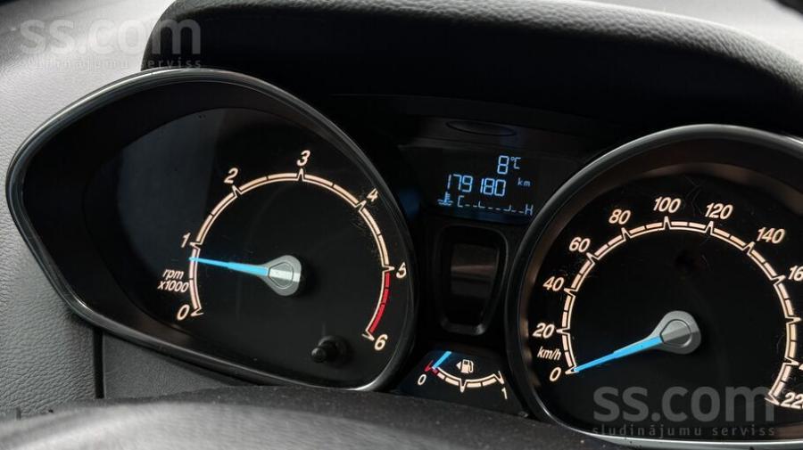 Ford B-Max 2014 Jelgava, ar dzinēja tilpumu 1.50 L un nobraukumu 179 tūkst. km par 4990 €, foto 13 vietnē AUTOMOTO.COM.LV