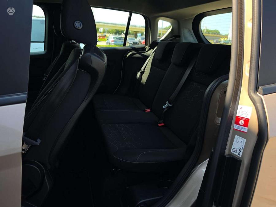 Ford B-Max 2017 in Klaipeda, with an engine capacity of 1.00 L and mileage of 58 thousand km for 6991 €, photo 12 on AUTOMOTO.COM.LV