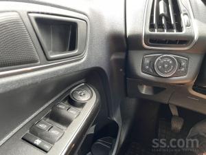 Sarkans Ford B-Max 2013 Talsi, ar dzinēja tilpumu 1.60 L un nobraukumu 198 tūkst. km par 4300 €, foto 13 vietnē AUTOMOTO.COM.LV