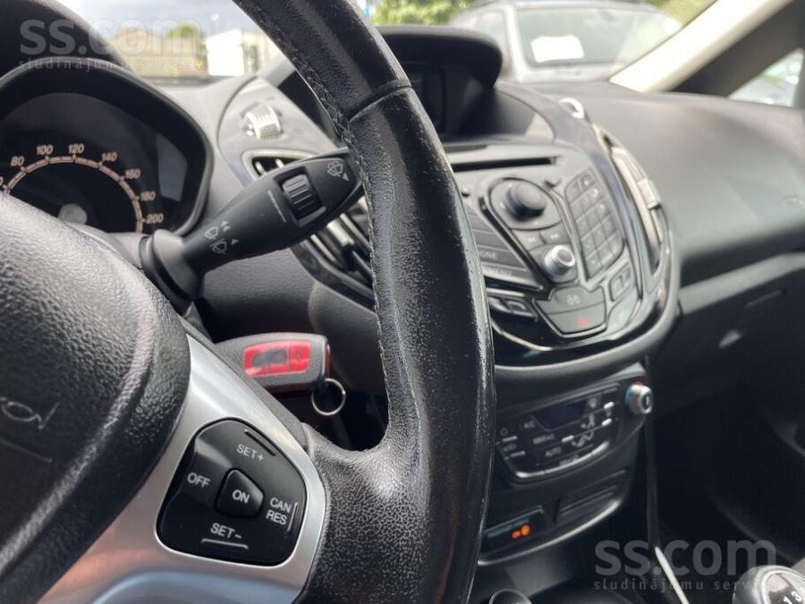 Sarkans Ford B-Max 2013 Talsi, ar dzinēja tilpumu 1.60 L un nobraukumu 198 tūkst. km par 4300 €, foto 16 vietnē AUTOMOTO.COM.LV