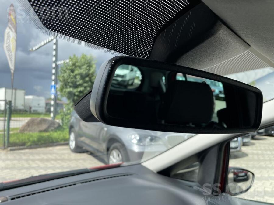 Sarkans Ford B-Max 2013 Talsi, ar dzinēja tilpumu 1.60 L un nobraukumu 198 tūkst. km par 4300 €, foto 20 vietnē AUTOMOTO.COM.LV