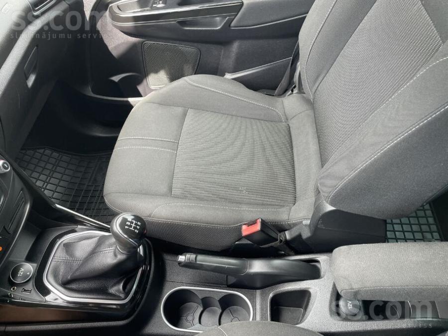Sarkans Ford B-Max 2013 Talsi, ar dzinēja tilpumu 1.60 L un nobraukumu 198 tūkst. km par 4300 €, foto 21 vietnē AUTOMOTO.COM.LV