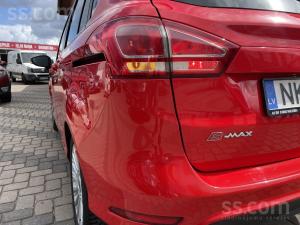 Sarkans Ford B-Max 2013 Talsi, ar dzinēja tilpumu 1.60 L un nobraukumu 198 tūkst. km par 4300 €, foto 24 vietnē AUTOMOTO.COM.LV