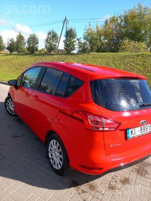 Red Ford B-Max 2015 in Rezekne, with an engine capacity of 1.50 L and mileage of 160 thousand km for 4750 €, photo 3 on AUTOMOTO.COM.LV