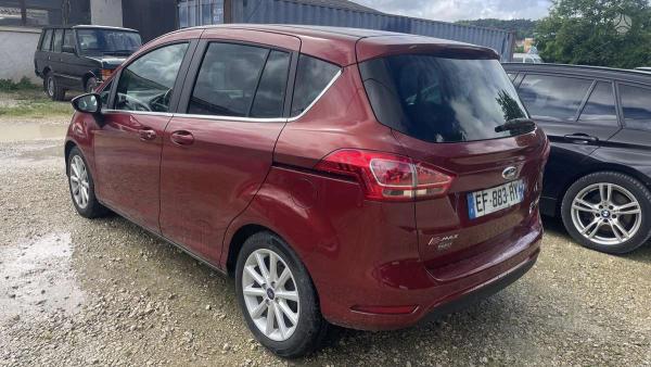 Red Ford B-Max 2016 in Taurage, with an engine capacity of 1.00 L and mileage of 87 thousand km for 3700 €, photo 2 on AUTOMOTO.COM.LV