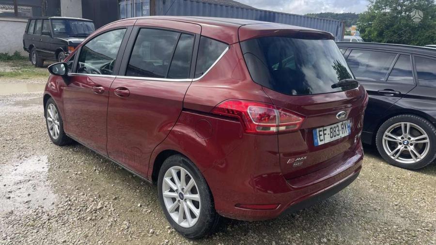 Red Ford B-Max 2016 in Taurage, with an engine capacity of 1.00 L and mileage of 87 thousand km for 3700 €, photo 3 on AUTOMOTO.COM.LV