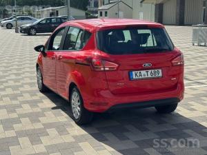 Sarkans Ford B-Max 2016 Rīga, ar dzinēja tilpumu 1.00 L un nobraukumu 154 tūkst. km par 4500 €, foto 5 vietnē AUTOMOTO.COM.LV