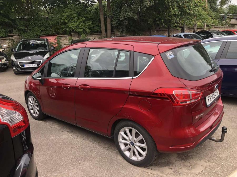 Red Ford B-Max 2017 in Klaipeda, with an engine capacity of 1.00 L and mileage of 137 thousand km for 5950 €, photo 11 on AUTOMOTO.COM.LV