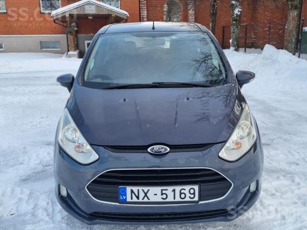 Violet Ford B-Max 2013 in Ogre, with an engine capacity of 1.50 L and mileage of 0 thousand km for 4800 €, photo 2 on AUTOMOTO.COM.LV
