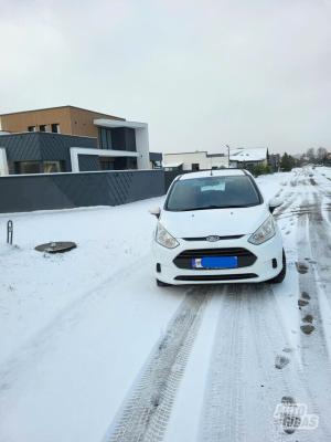Balts Ford B-Max 2013 Panevēža, ar dzinēja tilpumu 1.00 L un nobraukumu 223 tūkst. km par 3100 €, foto  vietnē AUTOMOTO.COM.LV